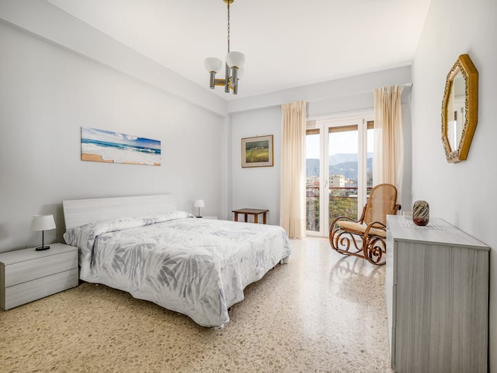 Mayor House In Sorrento Center - De Vivo Realty - Sorrento