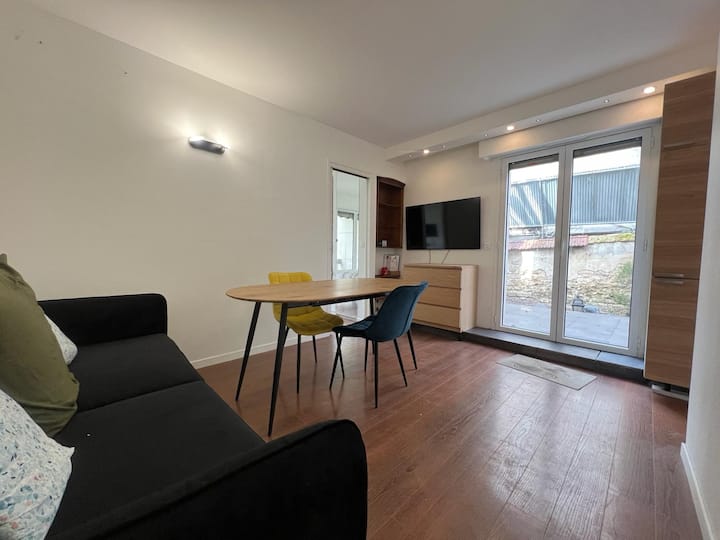 Beau 3 Pièces Avec Jardin Et Services - Neuilly-sur-Seine