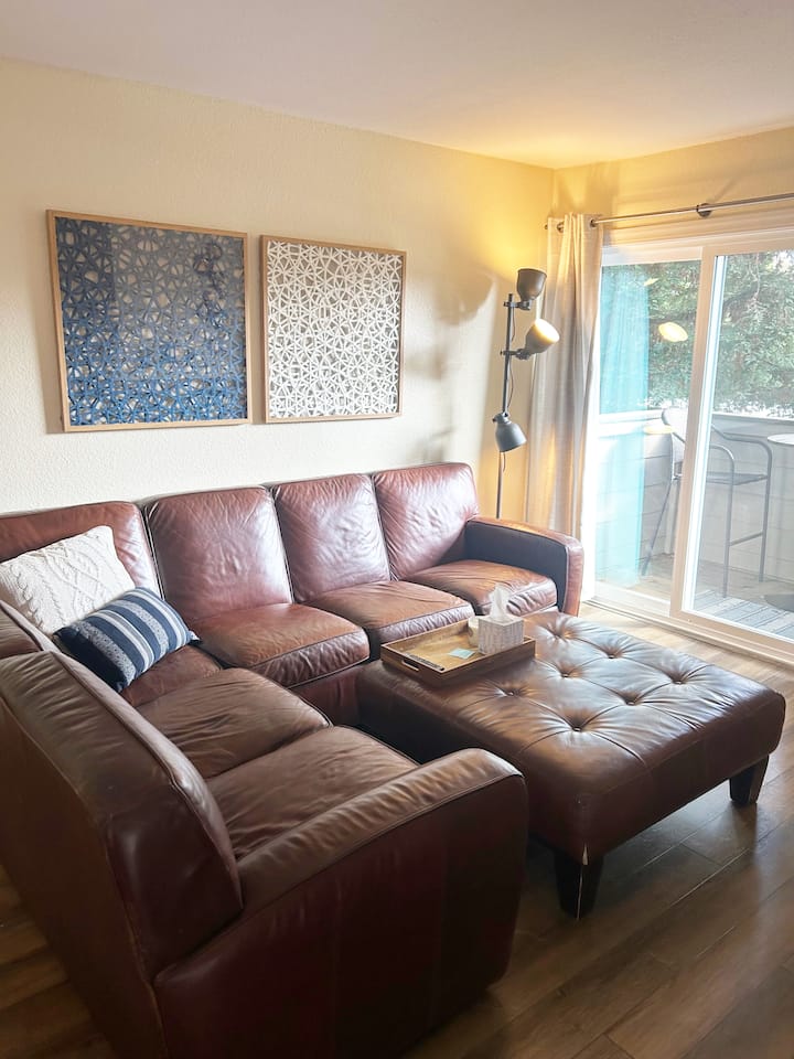 Cute, Cozy Sacramento Condo - Sacramento