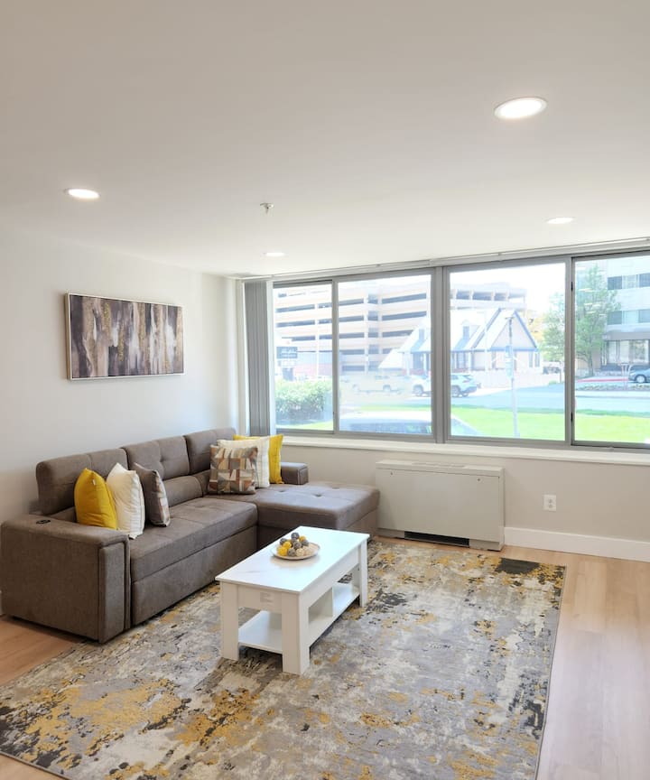 1br* King Suite* Pool*mins 2 Bwi - Towson, MD