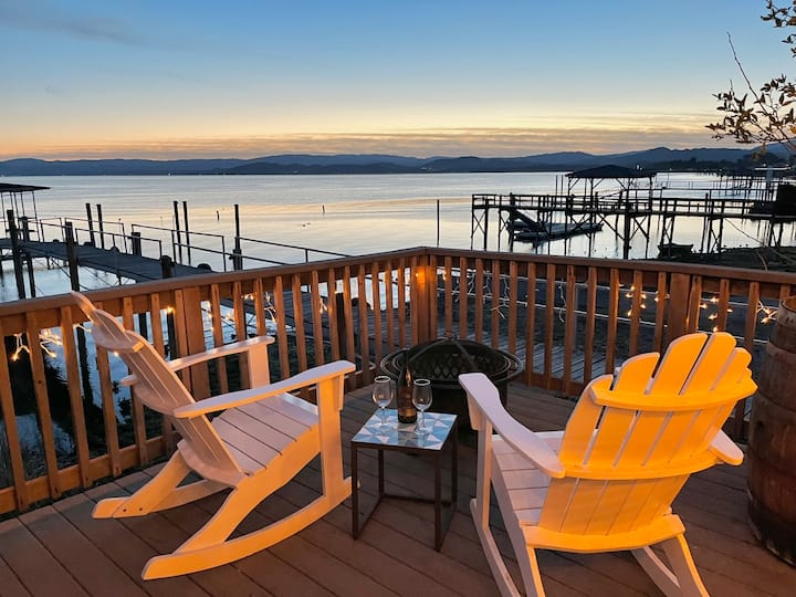 Lakeshore Lakefront Lakehouse - Nice, CA