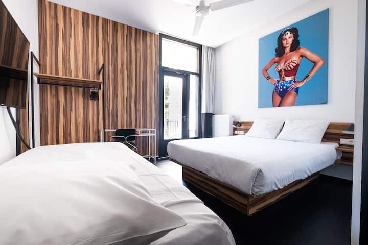 Triple Room - Amsterdam