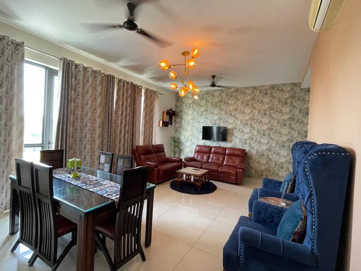 Flxho Cozy 2 Bhk Golf Course Extn Sector 58 Sec 62 - Gurugram