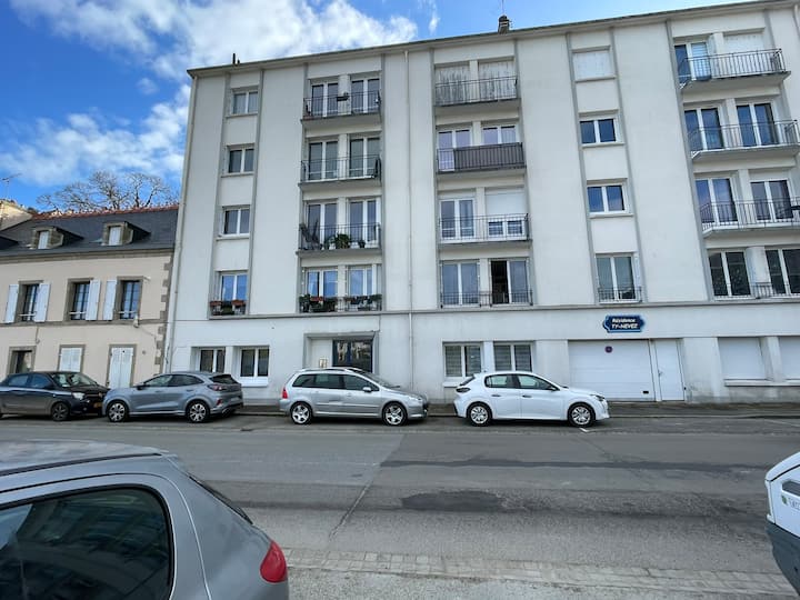 D2002-appartement T1 En Rdc ! - Douarnenez