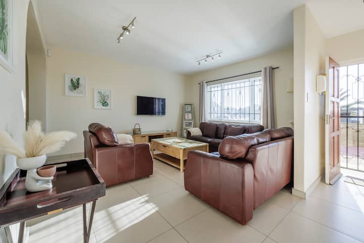 Comorant Self Catering - Swakopmund