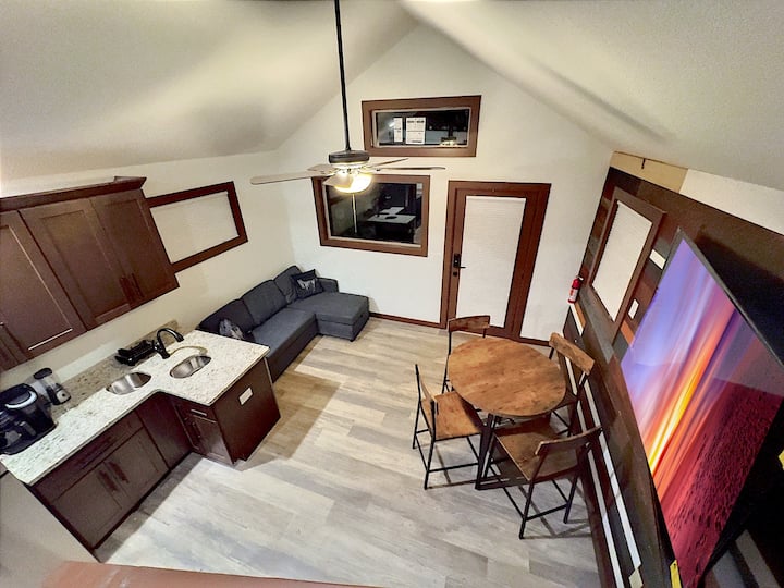 New! Tiny Home W/ Lake Access! - Hiawassee, GA
