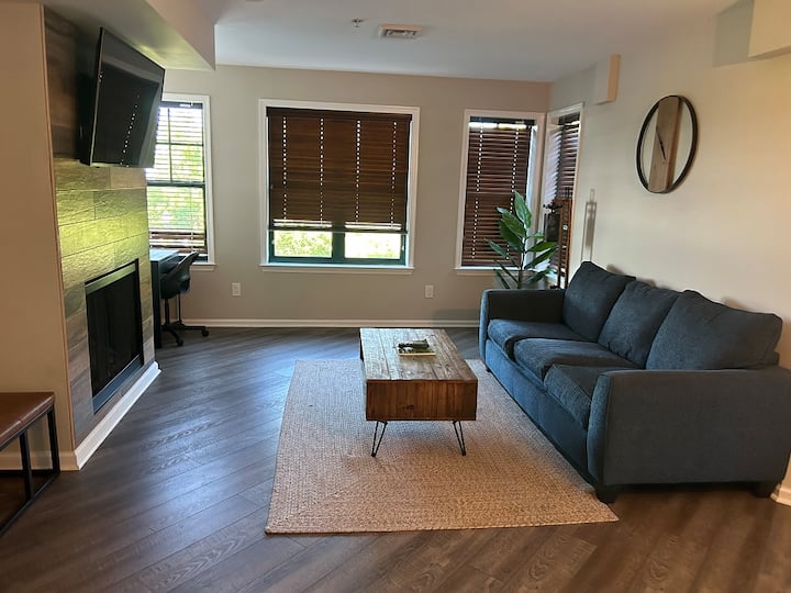 The Appalachian Rm 309: Premium 1br/1ba Suite - Vernon Township, NJ