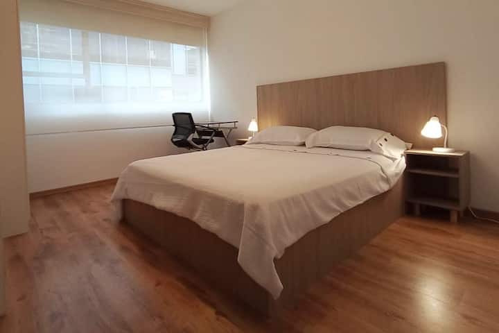 Cozy 1 Bd Apt In La Carolina - Quito