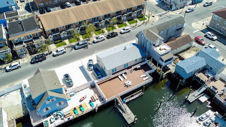 Bay Front House On Chelsea Harbor With Parking - Atlantic City, NJ