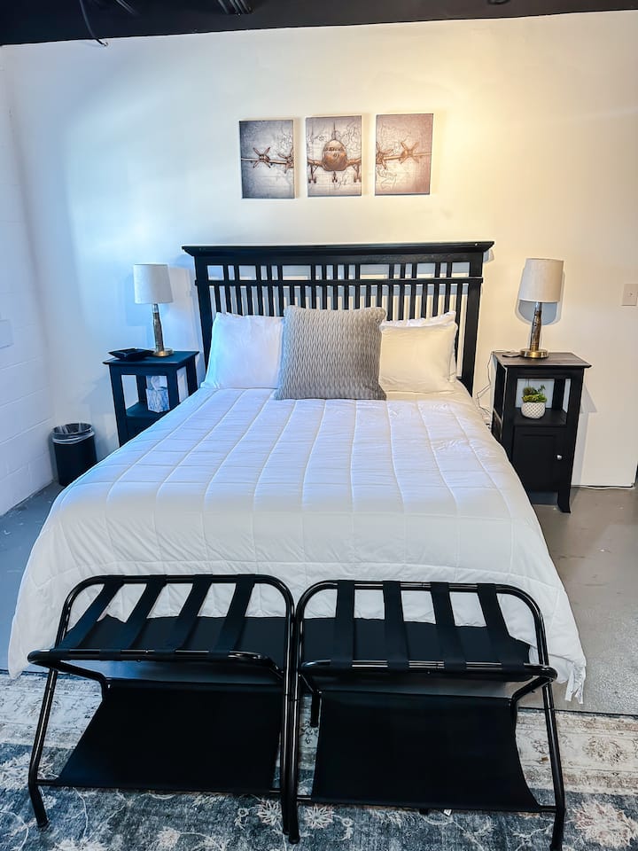 Ilm Airplane Studio | Game Room - Wilmington, NC