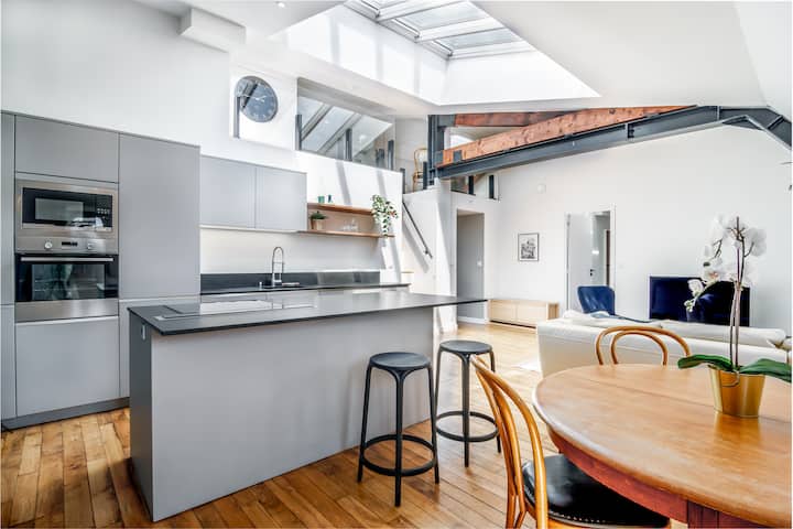 Modern And Large With A View - Neuilly-sur-Seine