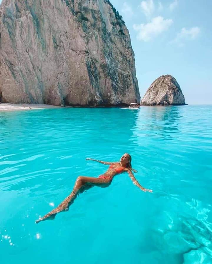 Beautifull Day, Perfect The Next - Greece