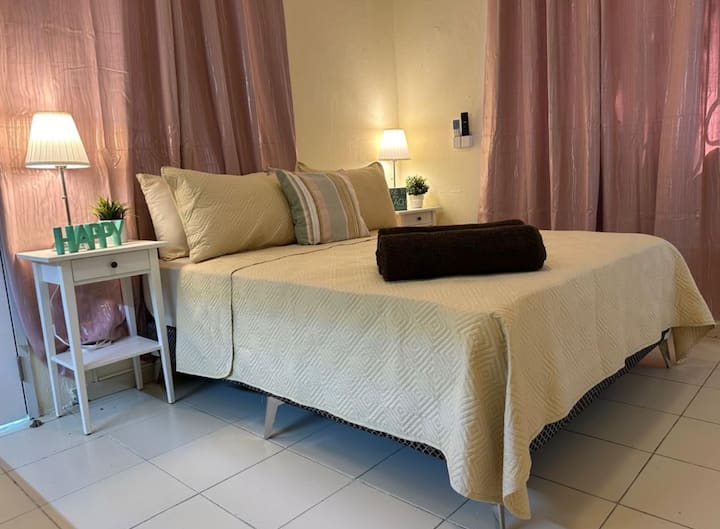 Bavaro Beach Studio Apartment : La Casa Rosa - Punta Cana