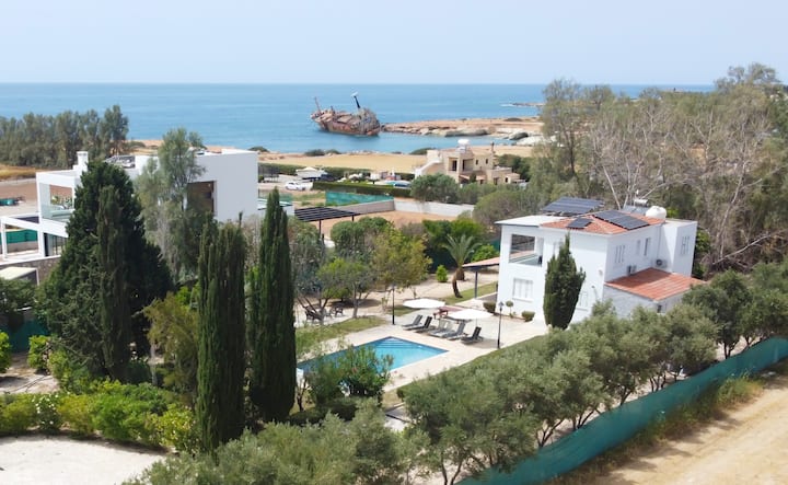 Estéa • Philandrea Villa - Sea Caves - Пейя