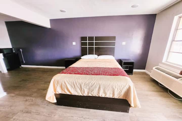 Travel Inn Jackson 2 Full Bed - Jackson, MS