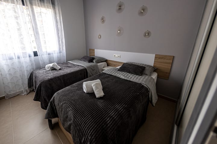 Luxurious Condo By The Beach - Villajoyosa