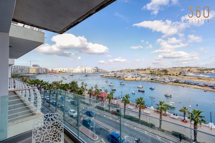 Lovely Waterfront Apt With Stunning Views In Gzira - Malta International Airport (MLA)