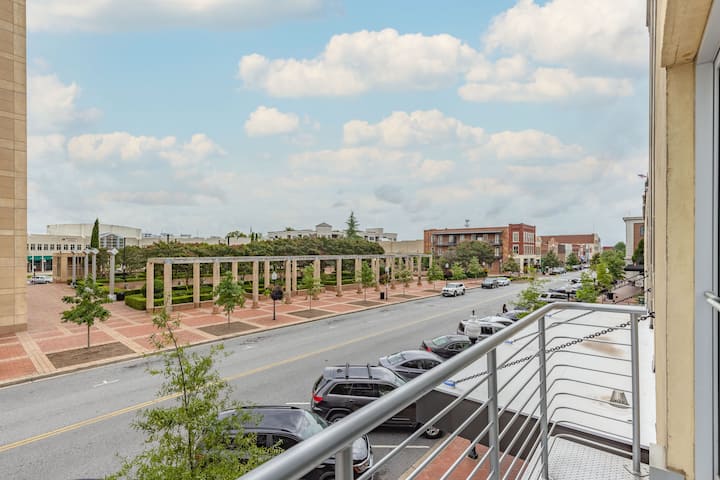 Large Downtown Condo - Spartanburg, SC
