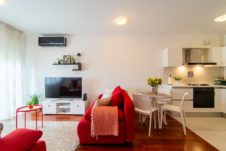 Flexible Selfcheckins 75 / Garage / Loggia / New - Zagreb