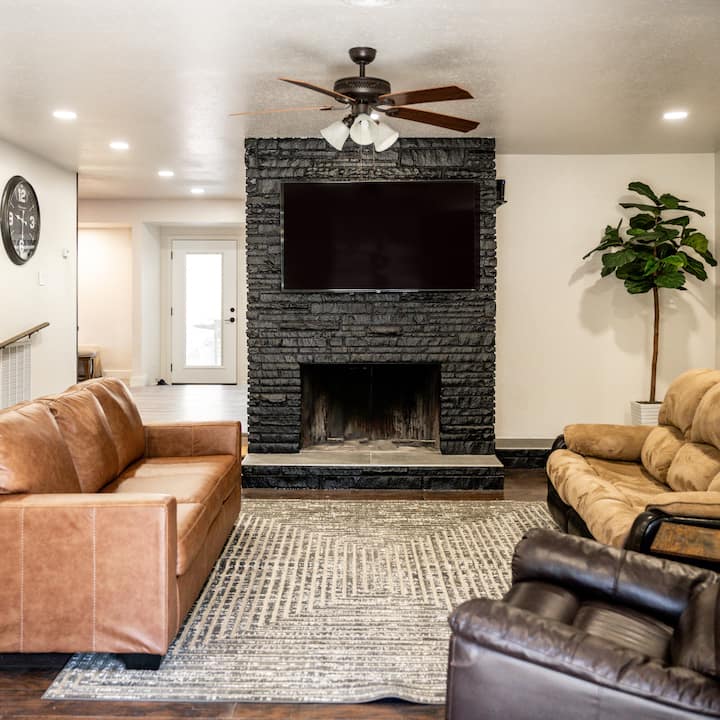 Buckner 7 Pines Retreat (Midtown) - Ruidoso, NM