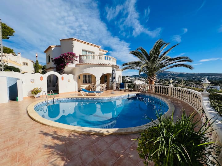Villa Acogedora | 2 Dormitorios | Piscina Privada - Moraira
