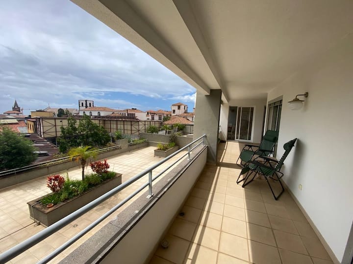 Sea View Central Funchal - Monte