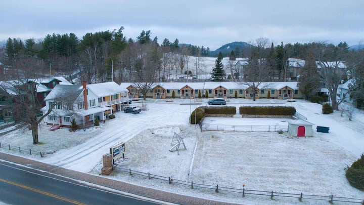 Entire Hotel | 50 People | Snowshoe Lodge - Lake Placid, NY
