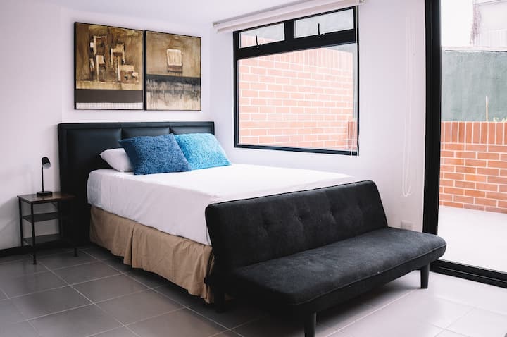 Cómodo Apartamento En Zona 14 - Guatemala City
