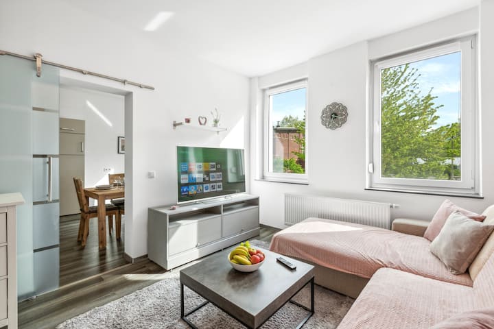 Elegant & Bright ~ Near Schalke 04 ~ Office ~ Pkg! - Gelsenkirchen