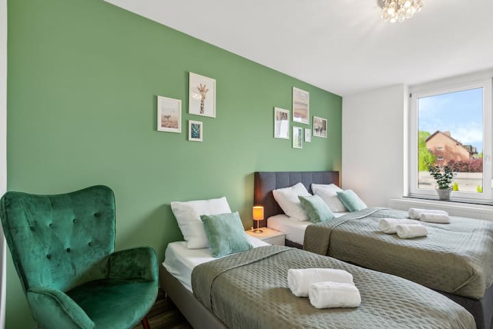 Elegant & Bright ~ Near Schalke 04 ~ Office ~ Pkg! - Gelsenkirchen
