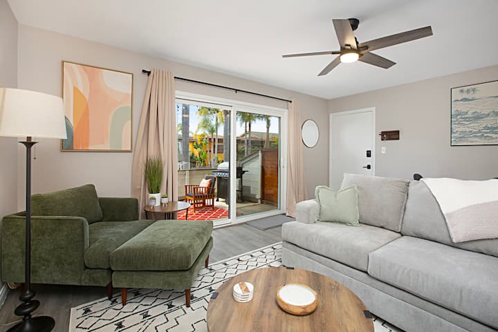 Cardiff Coastal 2 Bedroom Apt - Walk To Beach! - Encinitas, CA