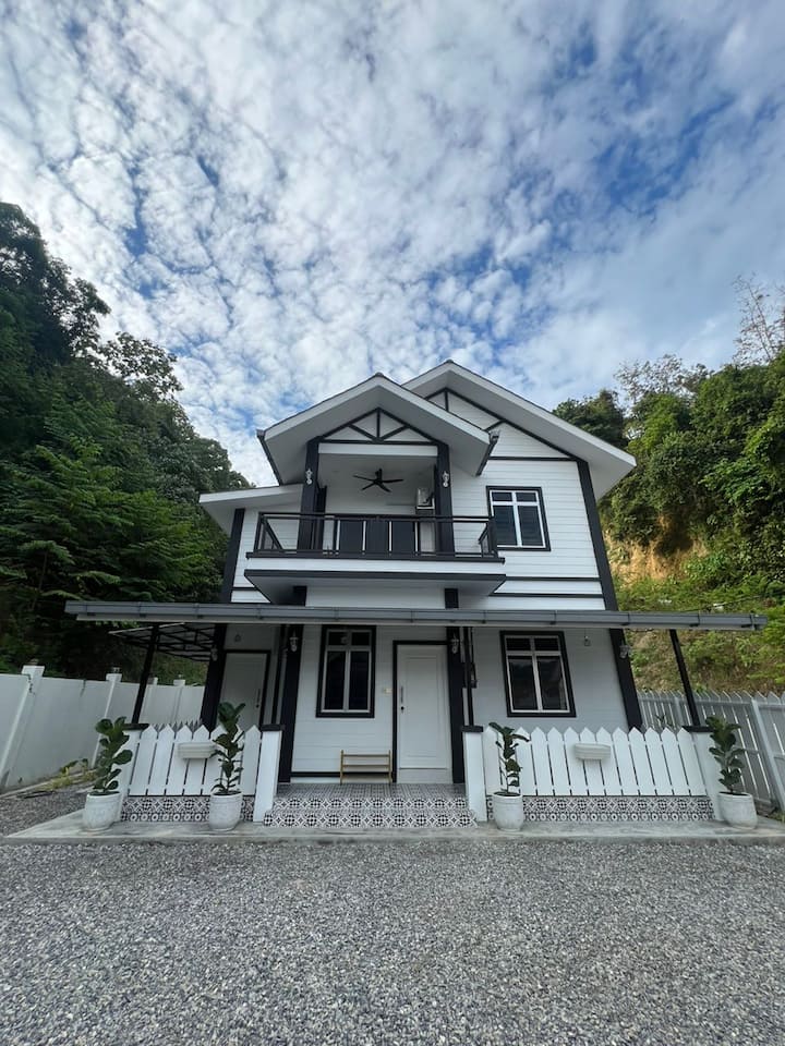 Mahsuri Cottage Langkawi, 4 Bedrooms 2 Bathrooms - Pulau Langkawi