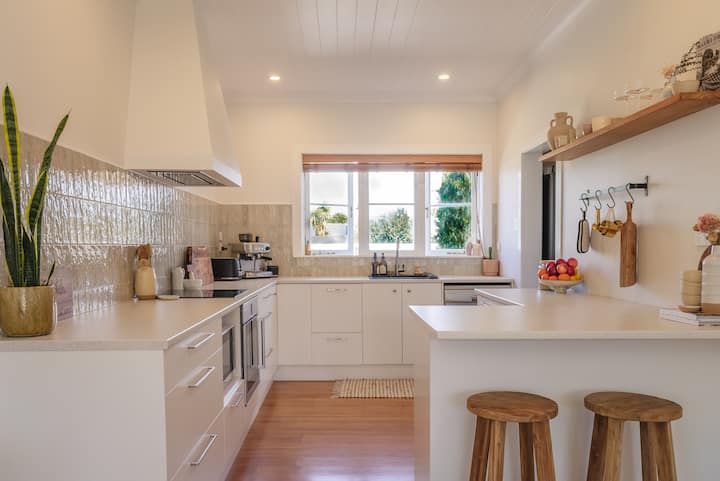 Home - Away From Home - Gisborne