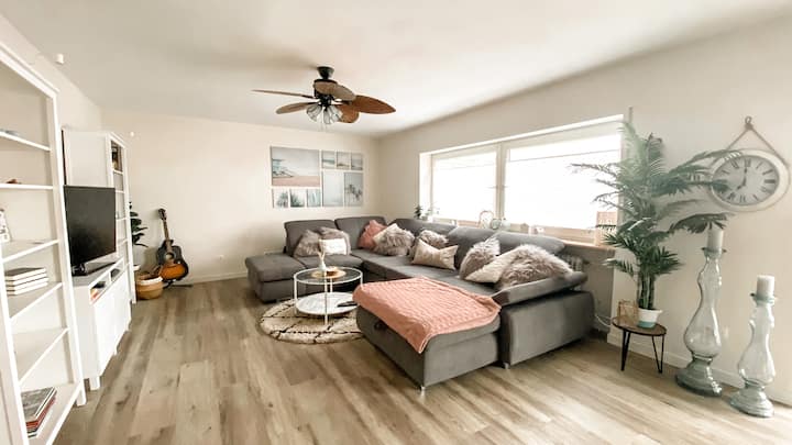 Upscale 3 Bed/2 Bath W/office - 카이저슬라우테른