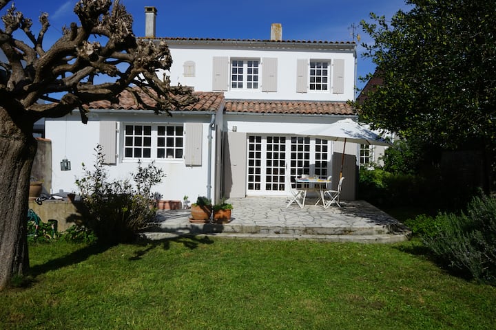 Maison De Charme Au Cœur D'ars. - Ars-en-Ré