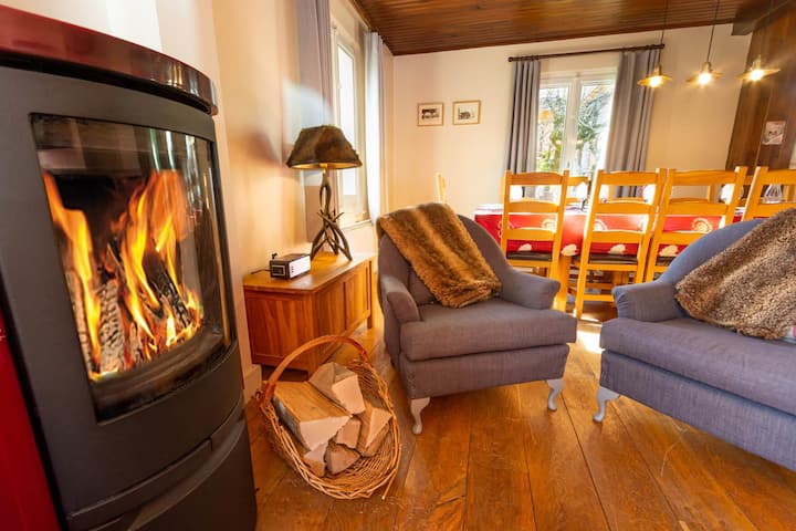 Chalet Chamoissiere, Central Location With Hot Tub - Sixt-Fer-à-Cheval