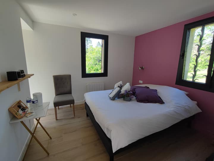 Chambres Pour 4 Personnes: Le Bois Charmant - Bergerac