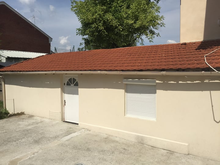 Maison Meublée Accès  Par La Cour 
F2 -22m² - ibis Paris Le Bourget