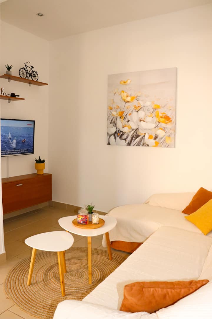 Peacful Oasis With Garden & Patio - Near Center - Krk
