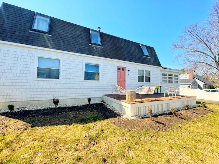 York Beach Coral Surf Cottage - 基特里