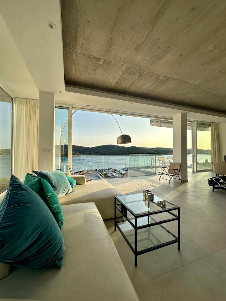Villa Perla Tisno
Penthouse Casa - Murter