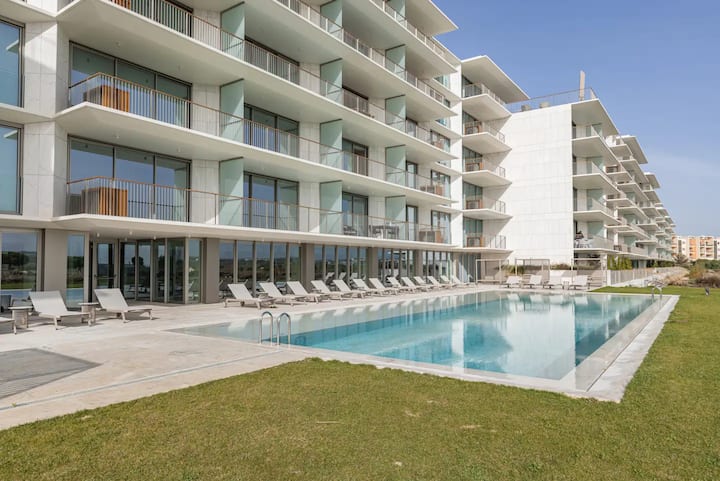 Bayline Beachfront And Pool - Armação de Pêra