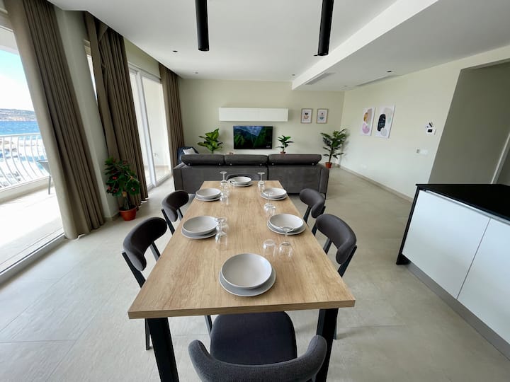 2br Bugibba Seafront Lux Apartment - Malta