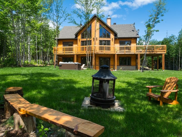 Aiyana Charlevoix Ski, Spa, Billard - Charlevoix Regional County Municipality