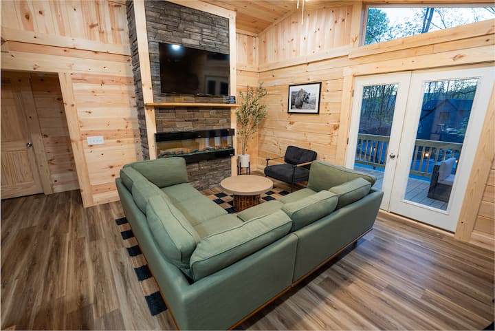 Hot Tub * Sauna * Game Room * Fire Pit * Evse - Shenandoah, VA