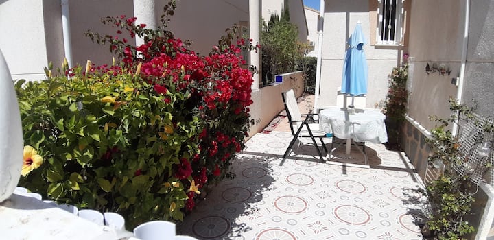 Detached Villa Ciudad Quesada, Fully A/c, Pool - Formentera del Segura