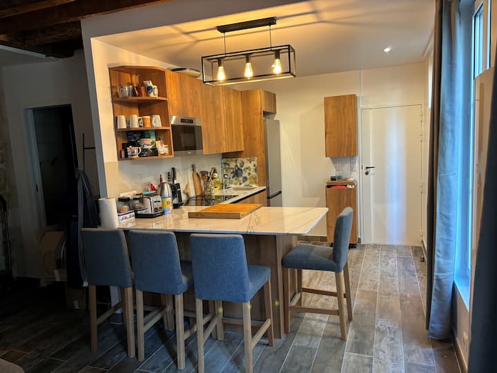 Appartement Trés Agréable - Brochant - Paris