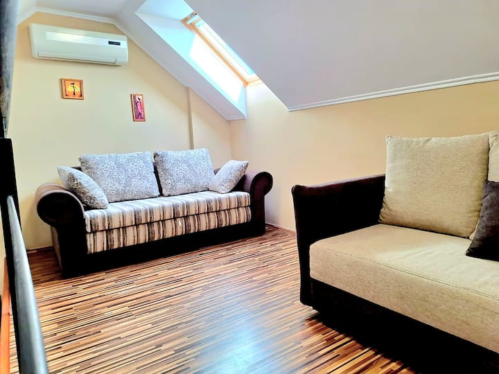 Angyal  6 Fős Galériás Apartman - Gyula