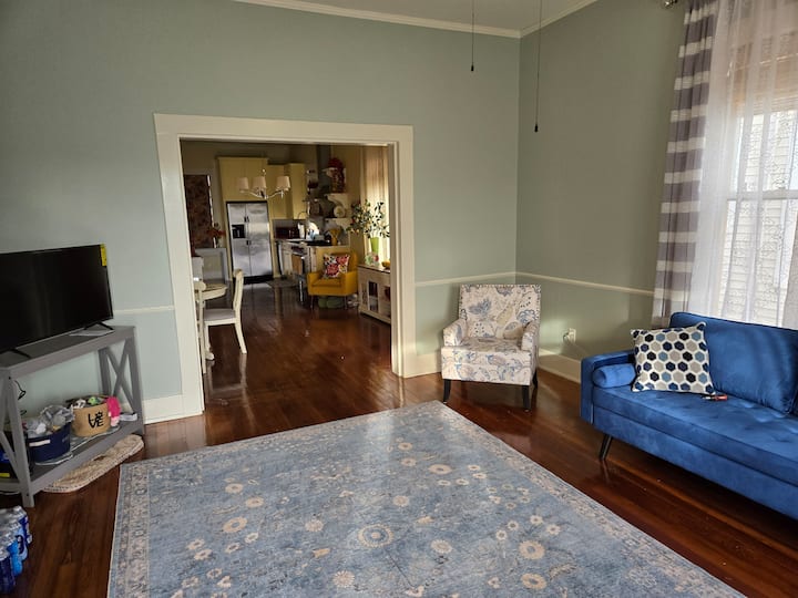 Home Town Dream (Hgtv) - Laurel, MS
