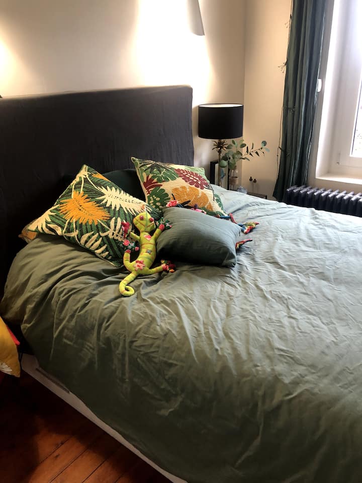 Chambres Dans Jolie Meulière Avec Jardin. - Évry